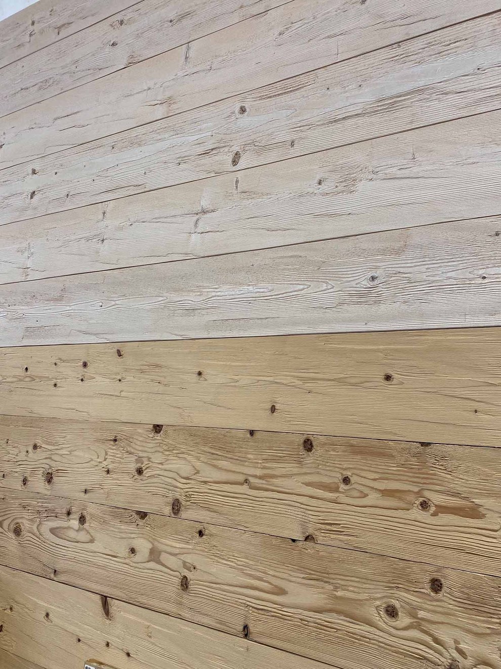 Wand- und Deckenverkleidungen aus Holz von HolzDesign